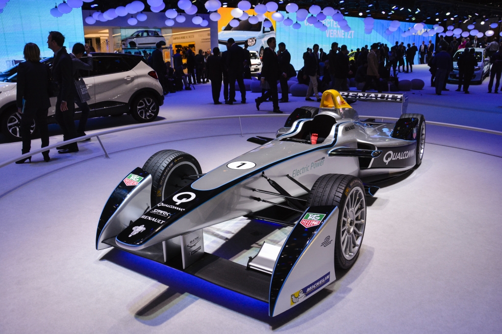 Formula E | Zero Emissions and Zero Noice Car Racing